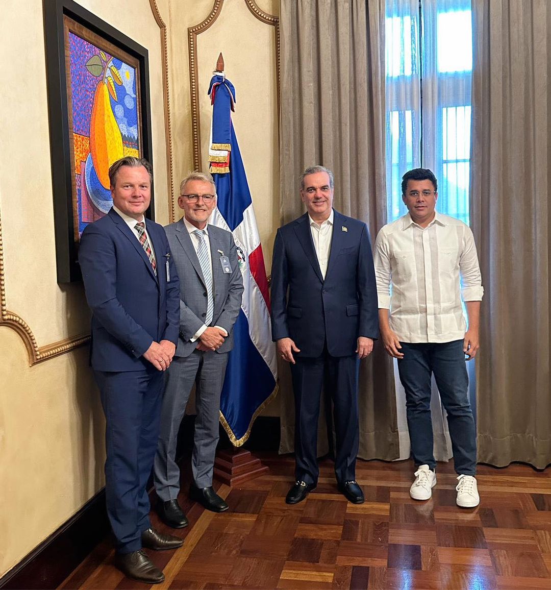 RD, clave para Condor: ejecutivos de la línea visitan a Abinader - Tour ...